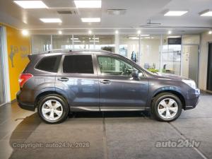 Grey Subaru Forester 2014 in Tallinn, with an engine capacity of 2.00 L and mileage of 305 thousand km for 5300 €, photo 3 on AUTOMOTO.COM.LV