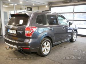 Grey Subaru Forester 2014 in Tallinn, with an engine capacity of 2.00 L and mileage of 305 thousand km for 5300 €, photo 4 on AUTOMOTO.COM.LV
