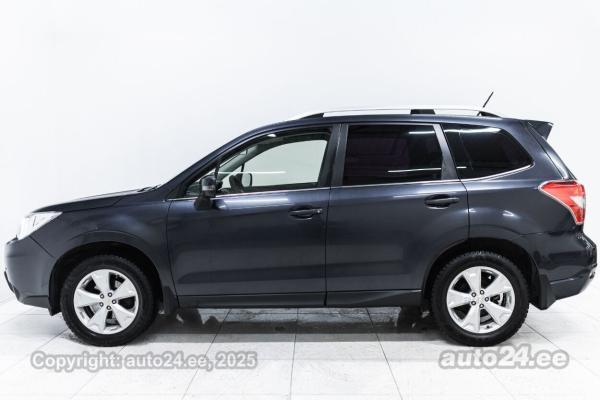 Pelēks Subaru Forester 2015 Tallina, ar dzinēja tilpumu 2.00 L un nobraukumu 229 tūkst. km par 9999 €, foto 2 vietnē AUTOMOTO.COM.LV