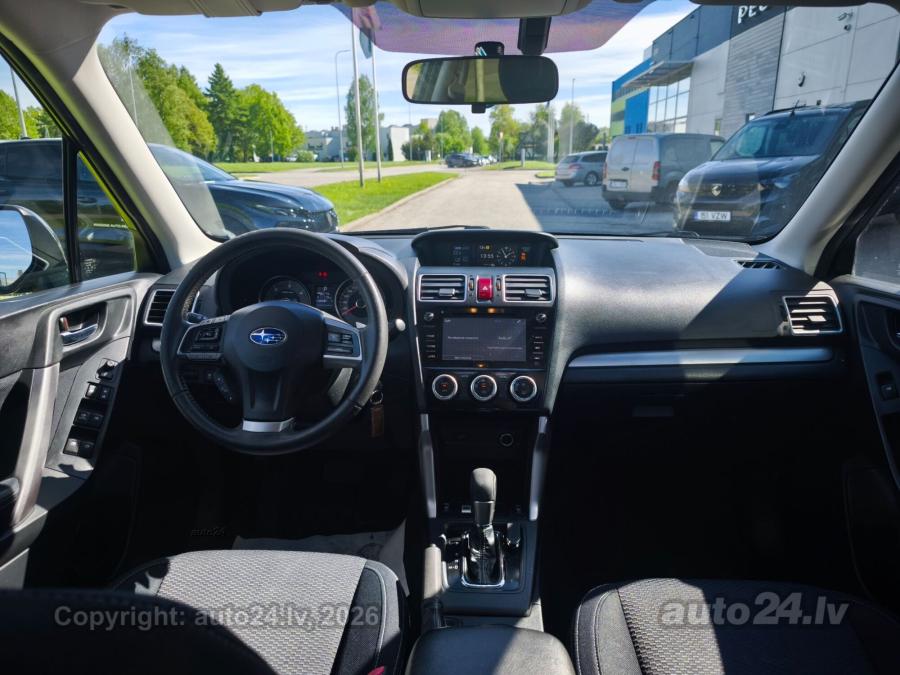 Grey Subaru Forester 2015 in Parnu, with an engine capacity of 2.00 L and mileage of 311 thousand km for 6900 €, photo 8 on AUTOMOTO.COM.LV
