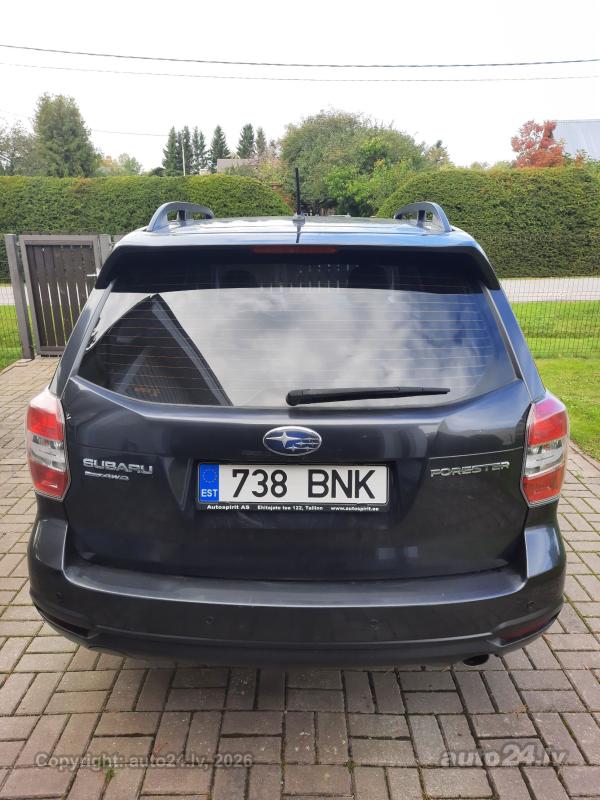 Pelēks Subaru Forester 2015 Tallina, ar dzinēja tilpumu 2.00 L un nobraukumu 77 tūkst. km par 9000 €, foto 4 vietnē AUTOMOTO.COM.LV