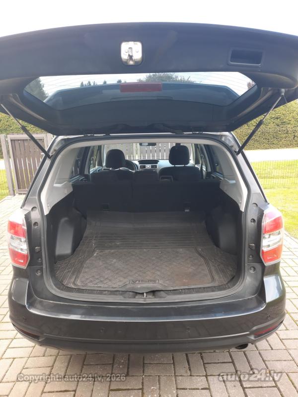 Pelēks Subaru Forester 2015 Tallina, ar dzinēja tilpumu 2.00 L un nobraukumu 77 tūkst. km par 9000 €, foto 5 vietnē AUTOMOTO.COM.LV