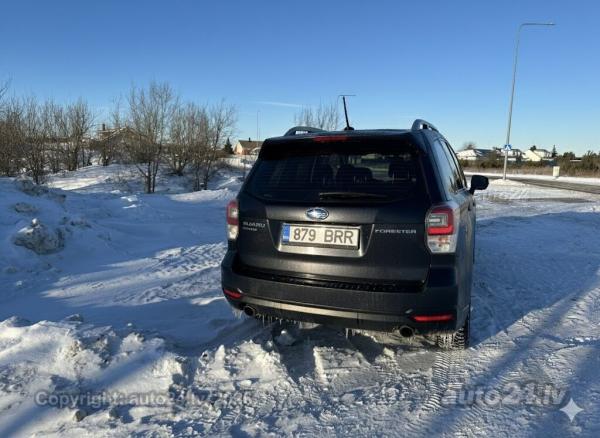 Grey Subaru Forester 2016 in Tallinn, with an engine capacity of 2.00 L and mileage of 100 thousand km for 12500 €, photo 3 on AUTOMOTO.COM.LV