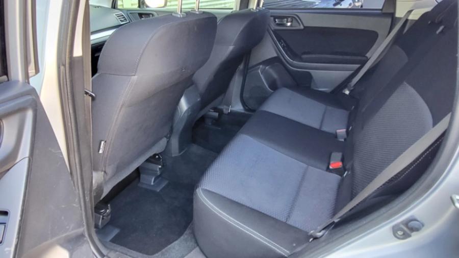 Pelēks Subaru Forester 2016 Rīga, ar dzinēja tilpumu 2.00 L un nobraukumu 233 tūkst. km par 10500 €, foto 10 vietnē AUTOMOTO.COM.LV
