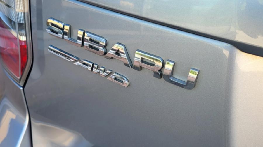 Pelēks Subaru Forester 2016 Rīga, ar dzinēja tilpumu 2.00 L un nobraukumu 233 tūkst. km par 10500 €, foto 12 vietnē AUTOMOTO.COM.LV
