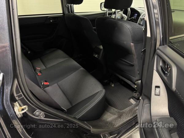 Pelēks Subaru Forester 2017 Tallina, ar dzinēja tilpumu 2.00 L un nobraukumu 228 tūkst. km par 9890 €, foto 11 vietnē AUTOMOTO.COM.LV