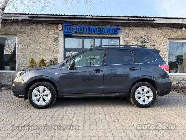 Grey Subaru Forester 2018 in Tallinn, with an engine capacity of 2.00 L and mileage of 188 thousand km for 12990 €, photo 10 on AUTOMOTO.COM.LV