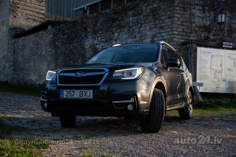 Grey Subaru Forester 2018 in Rakvere, with an engine capacity of 2.00 L and mileage of 155 thousand km for 14000 €, photo 4 on AUTOMOTO.COM.LV