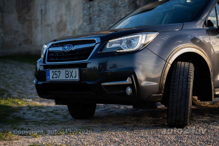 Grey Subaru Forester 2018 in Rakvere, with an engine capacity of 2.00 L and mileage of 155 thousand km for 14000 €, photo 5 on AUTOMOTO.COM.LV