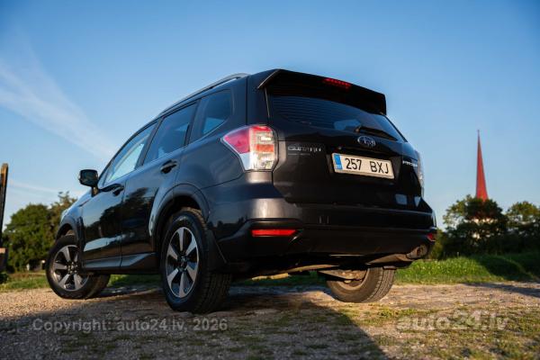 Grey Subaru Forester 2018 in Rakvere, with an engine capacity of 2.00 L and mileage of 155 thousand km for 14000 €, photo 6 on AUTOMOTO.COM.LV
