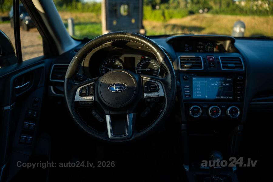 Grey Subaru Forester 2018 in Rakvere, with an engine capacity of 2.00 L and mileage of 155 thousand km for 14000 €, photo 12 on AUTOMOTO.COM.LV