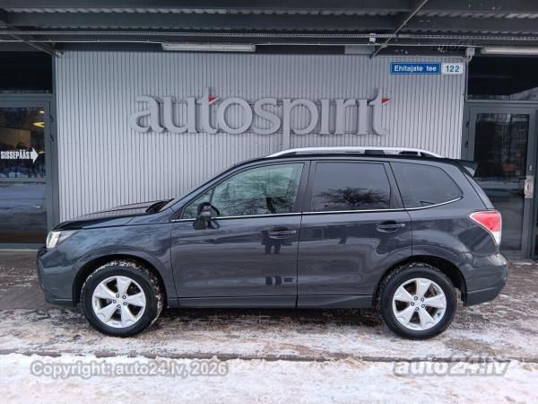 Grey Subaru Forester 2019 in Tallinn, with an engine capacity of 2.00 L and mileage of 211 thousand km for 13900 €, photo 2 on AUTOMOTO.COM.LV