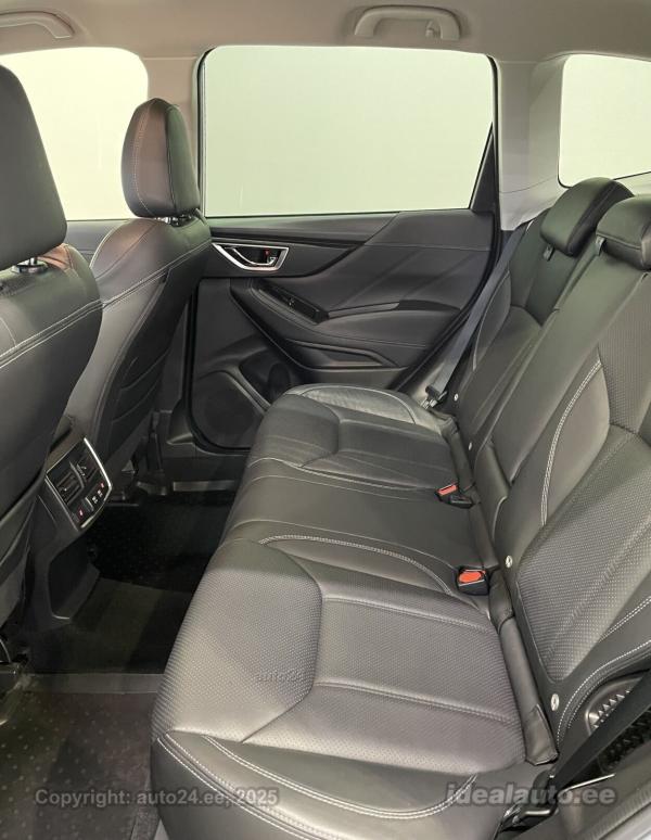 Grey Subaru Forester 2020 in Tallinn, with an engine capacity of 2.00 L and mileage of 73 thousand km for 22990 €, photo 11 on AUTOMOTO.COM.LV
