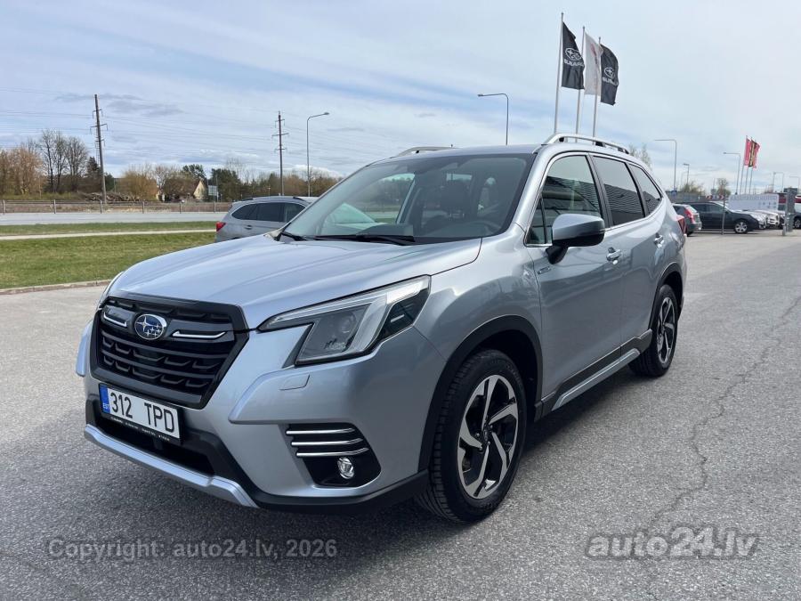 Grey Subaru Forester 2023 in Tartu, with an engine capacity of 2.00 L and mileage of 31 thousand km for 29900 €, photo 1 on AUTOMOTO.COM.LV