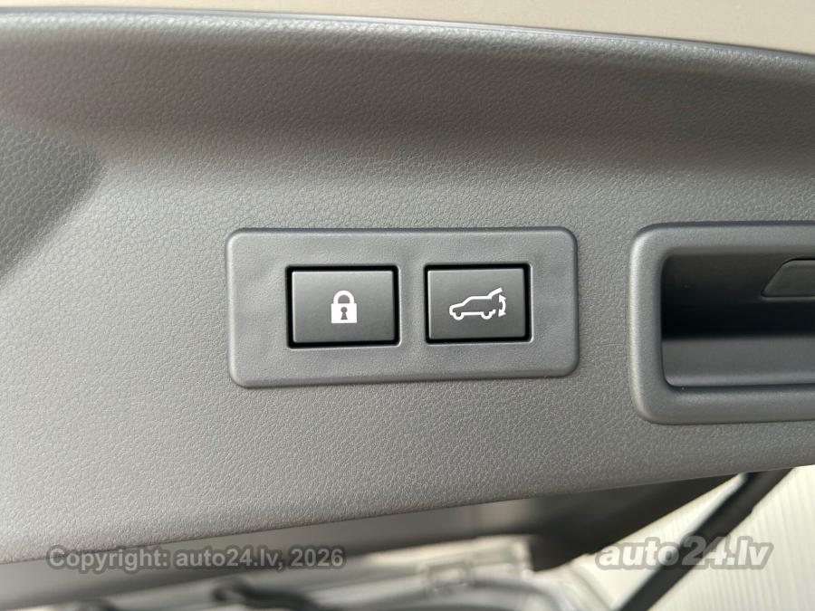 Grey Subaru Forester 2026 in Tallinn, with an engine capacity of 2.00 L and mileage of 0 thousand km for 40990 €, photo 8 on AUTOMOTO.COM.LV