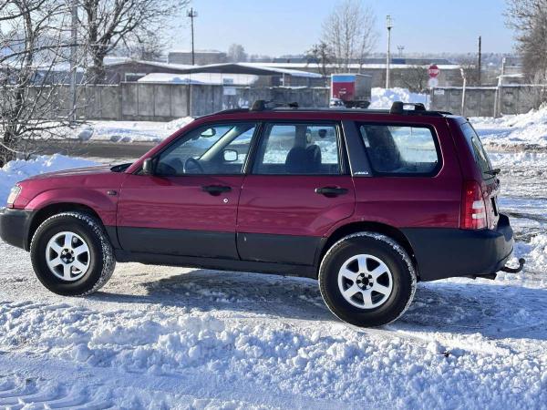 Red Subaru Forester 2004 in Vilnius, with an engine capacity of 2.50 L and mileage of 420 thousand km for 2250 €, photo 6 on AUTOMOTO.COM.LV