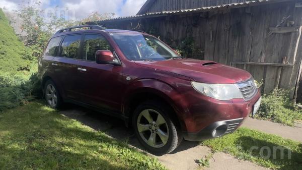 Red Subaru Forester 2008 in Jelgava, with an engine capacity of 2.00 L and mileage of 385 thousand km for 1234 €, photo 2 on AUTOMOTO.COM.LV