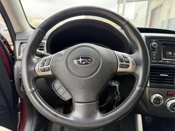 Sarkans Subaru Forester 2011 Viļņa, ar dzinēja tilpumu 2.00 L un nobraukumu 280 tūkst. km par 1300 €, foto 10 vietnē AUTOMOTO.COM.LV
