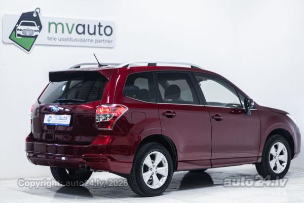 Sarkans Subaru Forester 2013 Tallina, ar dzinēja tilpumu 2.00 L un nobraukumu 37 tūkst. km par 10990 €, foto 2 vietnē AUTOMOTO.COM.LV