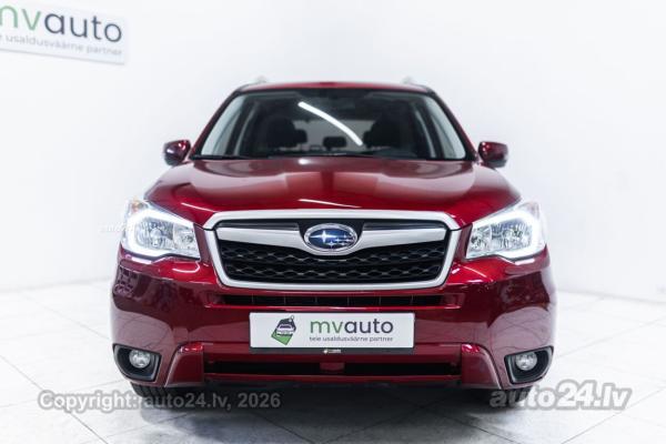 Sarkans Subaru Forester 2013 Tallina, ar dzinēja tilpumu 2.00 L un nobraukumu 37 tūkst. km par 10990 €, foto 4 vietnē AUTOMOTO.COM.LV