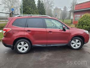 Sarkans Subaru Forester 2014 Rīga, ar dzinēja tilpumu 2.00 L un nobraukumu 252 tūkst. km par 8850 €, foto 5 vietnē AUTOMOTO.COM.LV