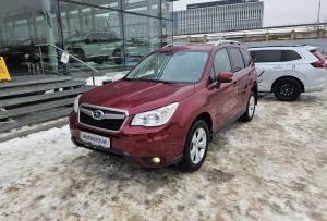 Red Subaru Forester 2015 in Vilnius, with an engine capacity of 2.00 L and mileage of 177 thousand km for 12890 €, photo  on AUTOMOTO.COM.LV