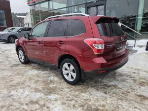 Red Subaru Forester 2015 in Vilnius, with an engine capacity of 2.00 L and mileage of 177 thousand km for 12890 €, photo 3 on AUTOMOTO.COM.LV