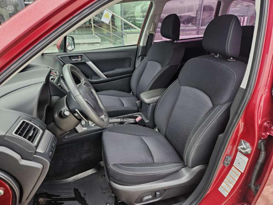 Red Subaru Forester 2015 in Vilnius, with an engine capacity of 2.00 L and mileage of 177 thousand km for 12890 €, photo 5 on AUTOMOTO.COM.LV