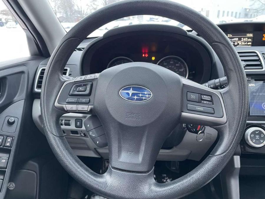 Sarkans Subaru Forester 2016 Šauļi, ar dzinēja tilpumu 2.50 L un nobraukumu 70 tūkst. km par 3950 €, foto 13 vietnē AUTOMOTO.COM.LV