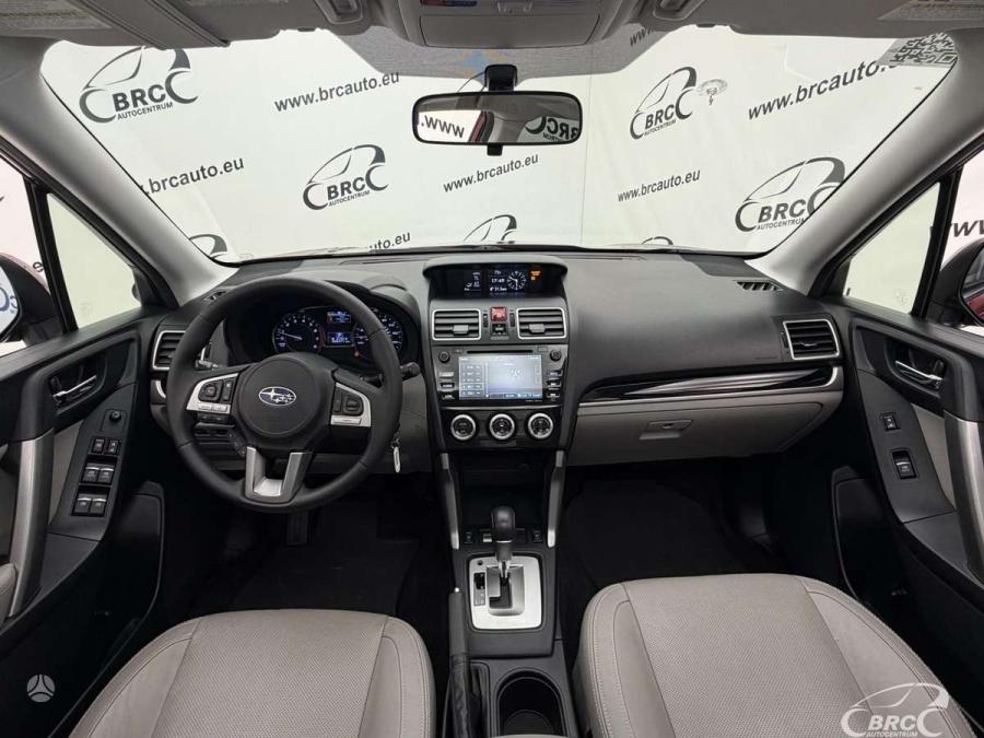 Sarkans Subaru Forester 2017 Viļņa, ar dzinēja tilpumu 2.50 L un nobraukumu 142 tūkst. km par 9900 €, foto 5 vietnē AUTOMOTO.COM.LV