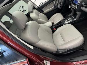 Sarkans Subaru Forester 2017 Viļņa, ar dzinēja tilpumu 2.50 L un nobraukumu 142 tūkst. km par 9900 €, foto 7 vietnē AUTOMOTO.COM.LV