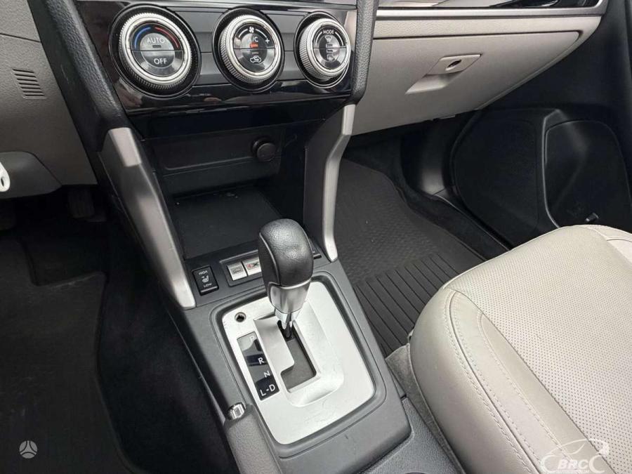 Sarkans Subaru Forester 2017 Viļņa, ar dzinēja tilpumu 2.50 L un nobraukumu 142 tūkst. km par 9900 €, foto 29 vietnē AUTOMOTO.COM.LV