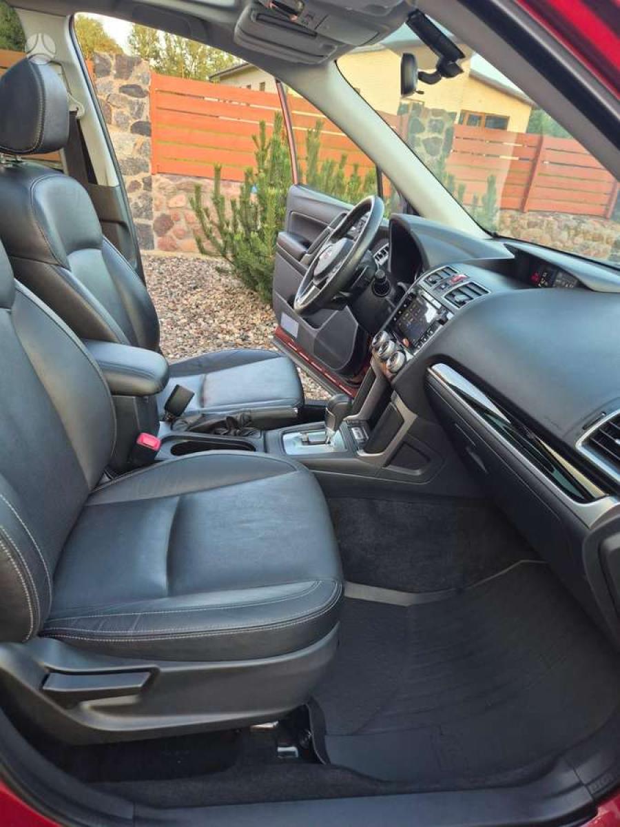 Red Subaru Forester 2017 in Marijampole, with an engine capacity of 2.00 L and mileage of 192 thousand km for 11500 €, photo 19 on AUTOMOTO.COM.LV