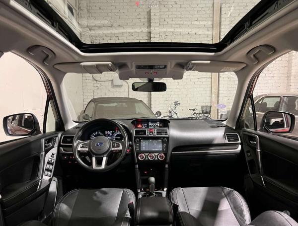 Red Subaru Forester 2018 in Klaipeda, with an engine capacity of 2.00 L and mileage of 207 thousand km for 13999 €, photo 3 on AUTOMOTO.COM.LV