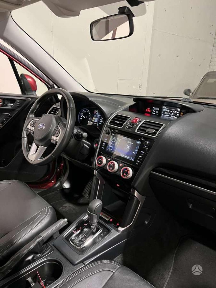 Sarkans Subaru Forester 2018 Klaipėda, ar dzinēja tilpumu 2.00 L un nobraukumu 207 tūkst. km par 13999 €, foto 12 vietnē AUTOMOTO.COM.LV