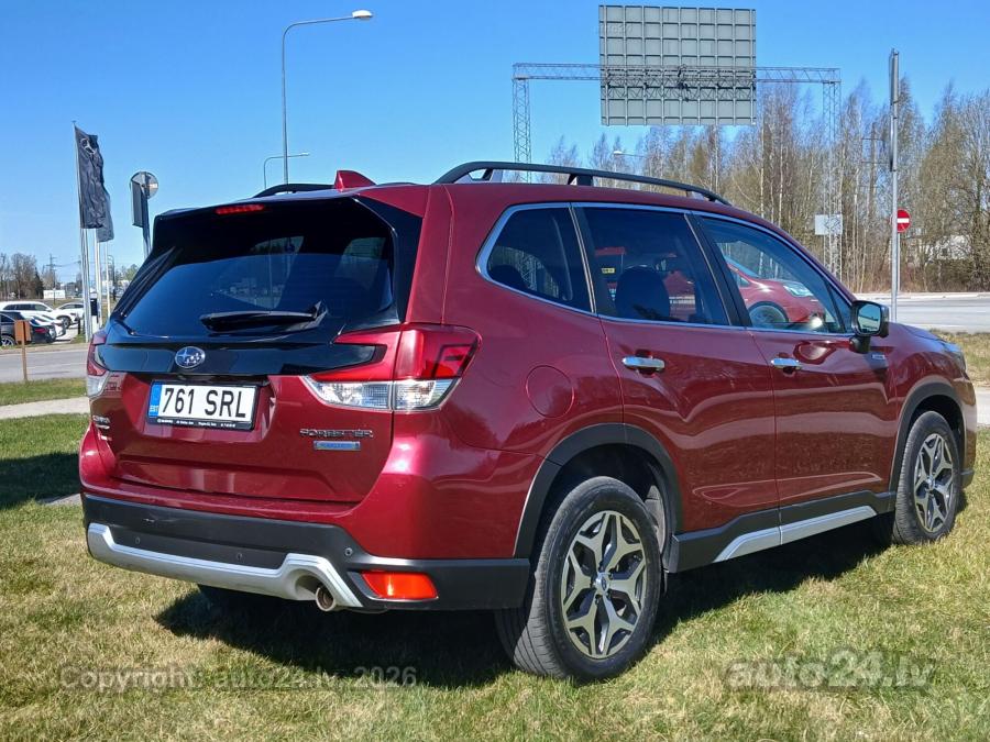 Sarkans Subaru Forester 2019 Tartu, ar dzinēja tilpumu 2.00 L un nobraukumu 93 tūkst. km par 18500 €, foto 4 vietnē AUTOMOTO.COM.LV