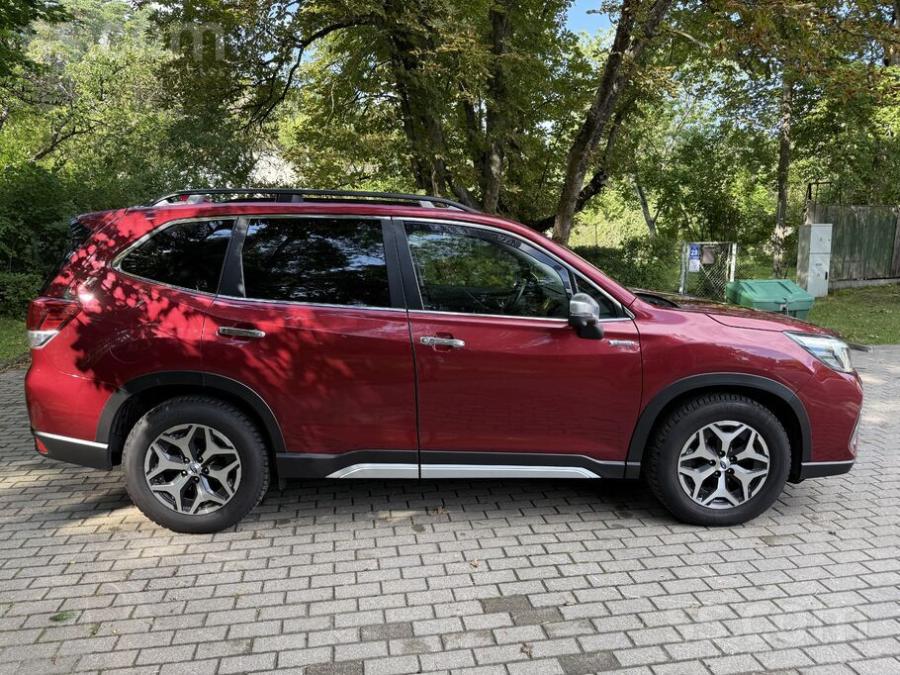 Red Subaru Forester 2020 in Jurmala, with an engine capacity of 2.00 L and mileage of 103 thousand km for 21999 €, photo 6 on AUTOMOTO.COM.LV