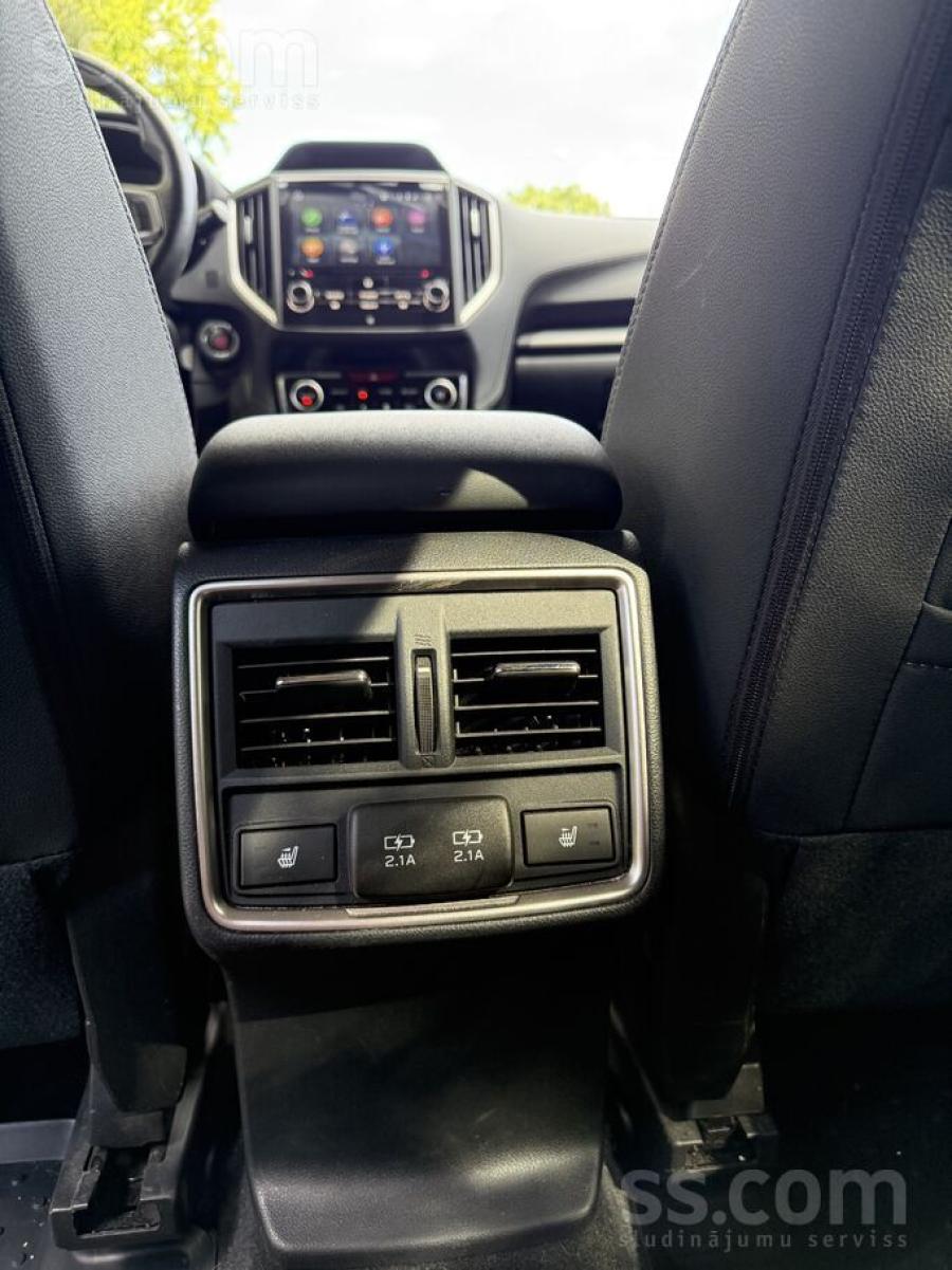 Red Subaru Forester 2020 in Jurmala, with an engine capacity of 2.00 L and mileage of 103 thousand km for 21999 €, photo 10 on AUTOMOTO.COM.LV