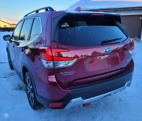 Red Subaru Forester 2022 in Panevezys, with an engine capacity of 2.50 L and mileage of 49 thousand km for 20900 €, photo 5 on AUTOMOTO.COM.LV