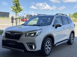 Sarkans Subaru Forester 2022 Viļņa, ar dzinēja tilpumu 2.00 L un nobraukumu 178 tūkst. km par 18999 €, foto 3 vietnē AUTOMOTO.COM.LV