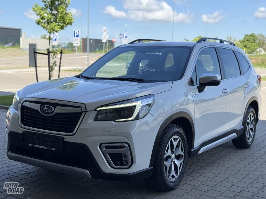 Sarkans Subaru Forester 2022 Viļņa, ar dzinēja tilpumu 2.00 L un nobraukumu 178 tūkst. km par 18999 €, foto 4 vietnē AUTOMOTO.COM.LV