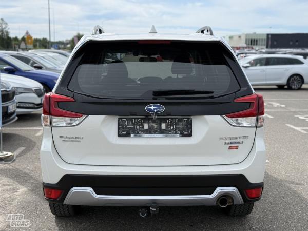 Sarkans Subaru Forester 2022 Viļņa, ar dzinēja tilpumu 2.00 L un nobraukumu 178 tūkst. km par 18999 €, foto 4 vietnē AUTOMOTO.COM.LV
