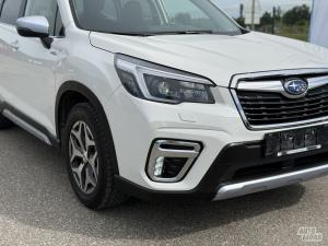 Red Subaru Forester 2022 in Vilnius, with an engine capacity of 2.00 L and mileage of 178 thousand km for 18999 €, photo 8 on AUTOMOTO.COM.LV