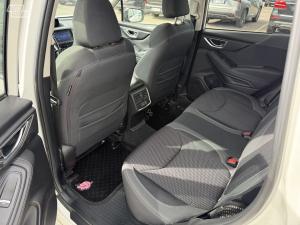 Red Subaru Forester 2022 in Vilnius, with an engine capacity of 2.00 L and mileage of 178 thousand km for 18999 €, photo 15 on AUTOMOTO.COM.LV