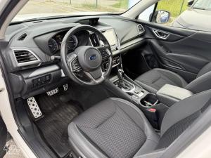 Red Subaru Forester 2022 in Vilnius, with an engine capacity of 2.00 L and mileage of 178 thousand km for 18999 €, photo 29 on AUTOMOTO.COM.LV