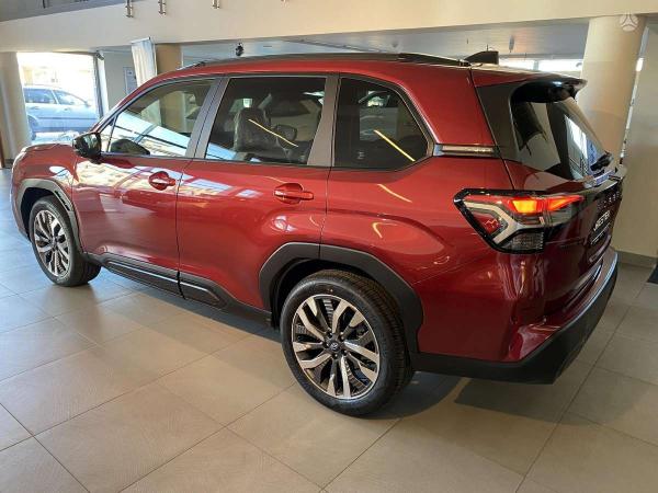 Red Subaru Forester 2025 in Vilnius, with an engine capacity of 2.00 L and mileage of 14 thousand km for 40400 €, photo 6 on AUTOMOTO.COM.LV