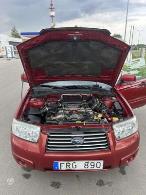 Red Subaru Forester 2007 in Joniskis, with an engine capacity of 1.99 L and mileage of 338 thousand km for 2500 €, photo 10 on AUTOMOTO.COM.LV