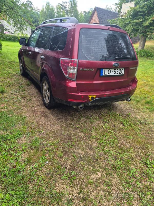 Sarkans Subaru Forester 2008 Rīga, ar dzinēja tilpumu 2.00 L un nobraukumu 372 tūkst. km par 2600 €, foto 3 vietnē AUTOMOTO.COM.LV