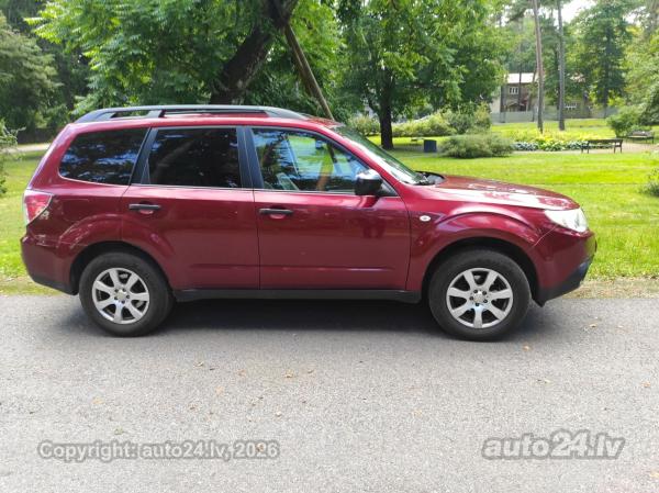 Sarkans Subaru Forester 2012 Tallina, ar dzinēja tilpumu 2.00 L un nobraukumu 259 tūkst. km par 2399 €, foto 3 vietnē AUTOMOTO.COM.LV