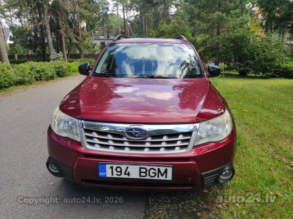 Sarkans Subaru Forester 2012 Tallina, ar dzinēja tilpumu 2.00 L un nobraukumu 259 tūkst. km par 2399 €, foto 5 vietnē AUTOMOTO.COM.LV